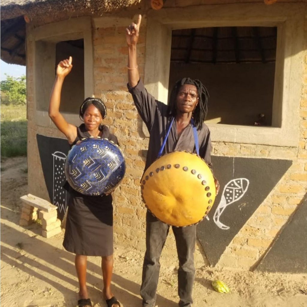 Mbira Dzekwa Samaita - Chapungu Chehondo Chauya - Album, acquista ...