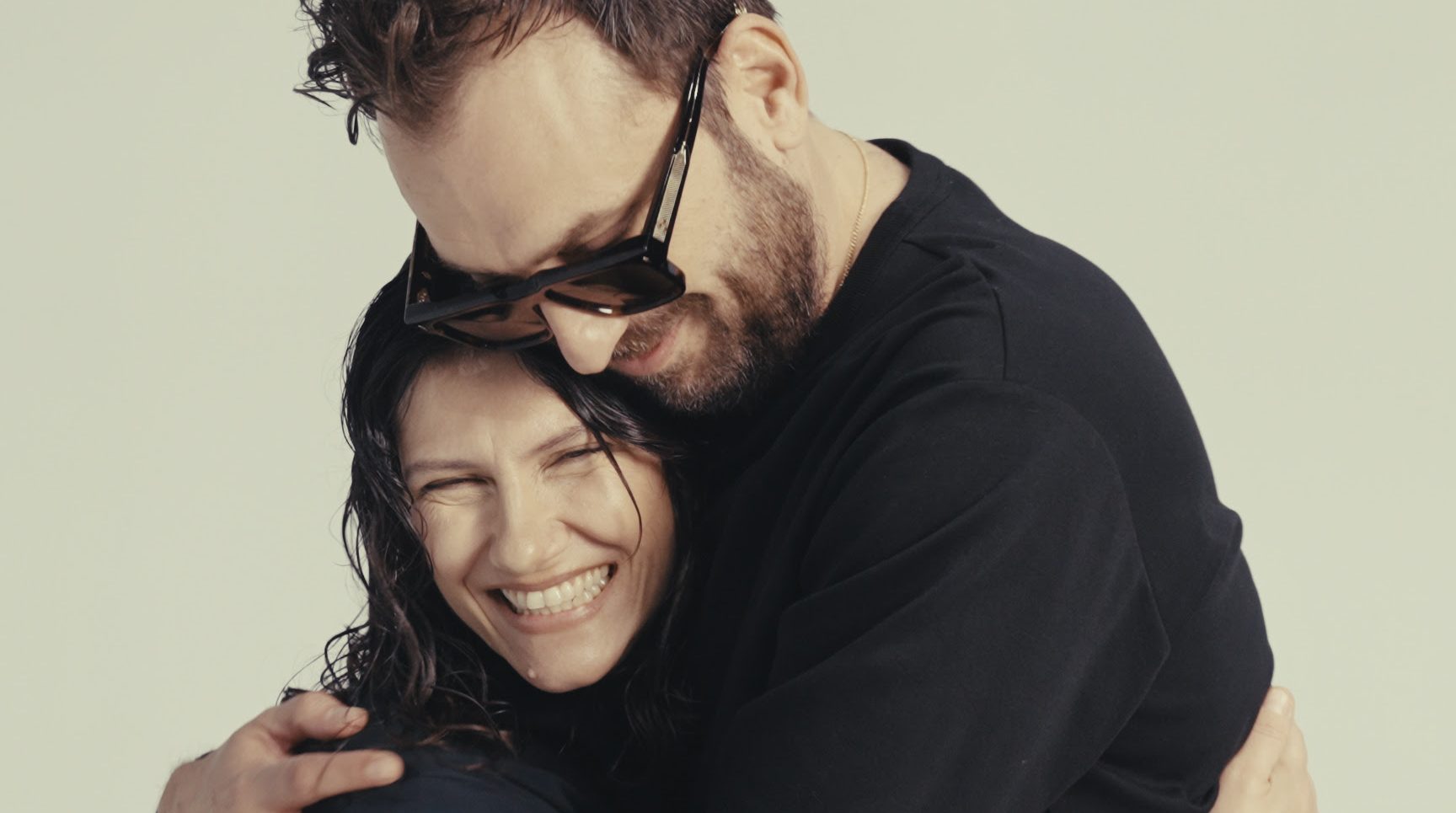 Nonostante tutto. Cesare Cremonini ed Elisa in un inno pop per l'estate ...