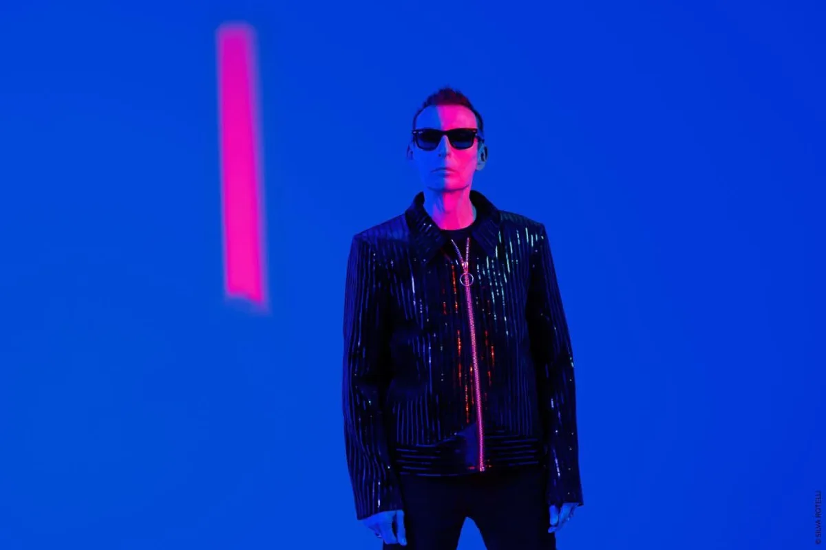 Mauro Ermanno Giovanardi. Il nuovo album è “E poi scegliere con cura le ...