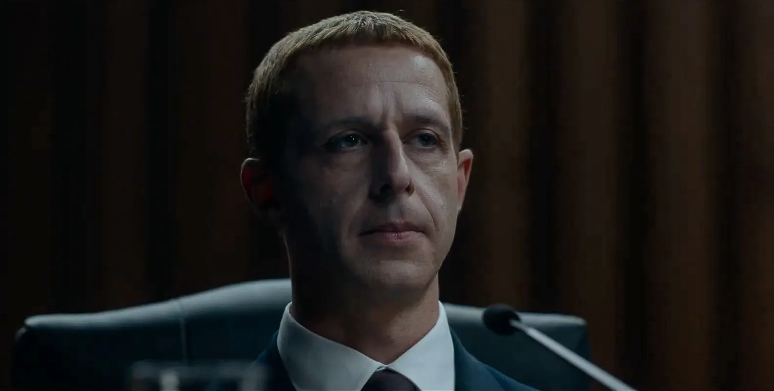 The Social Reckoning, Jeremy Strong è Mark Zuckerberg nel trailer del ...